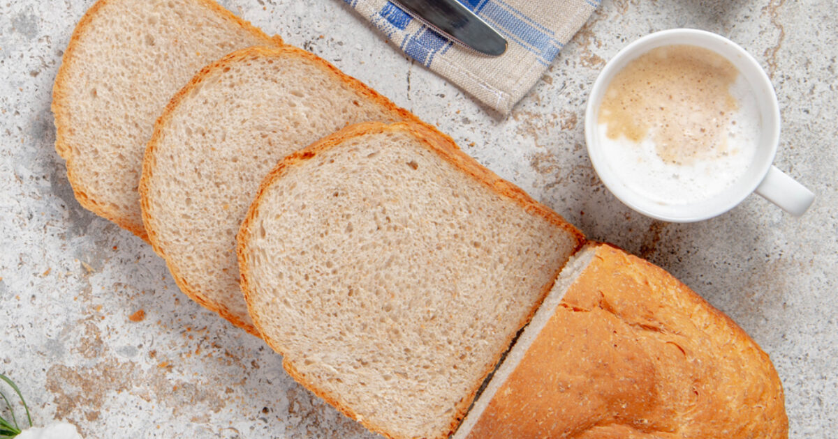 Bakers@Home | Light brown bread (bread machine)
